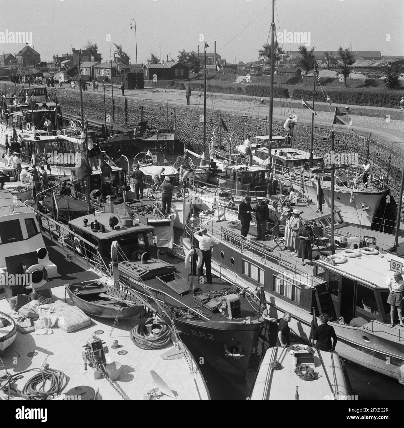 Human motor boats hi-res stock photography and images - Alamy