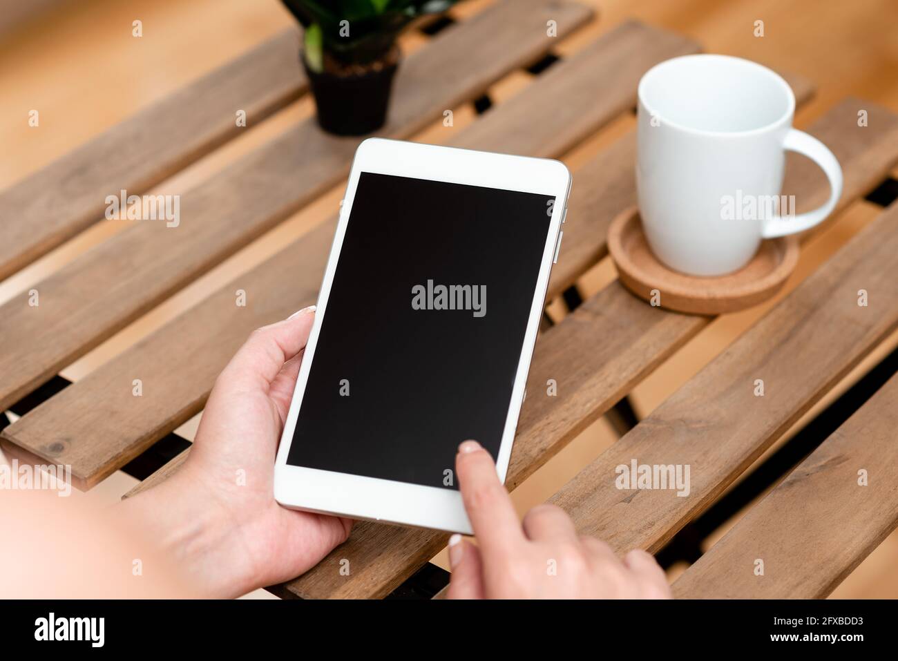 Connecting People Together, Voice Video Calling, Communication ...