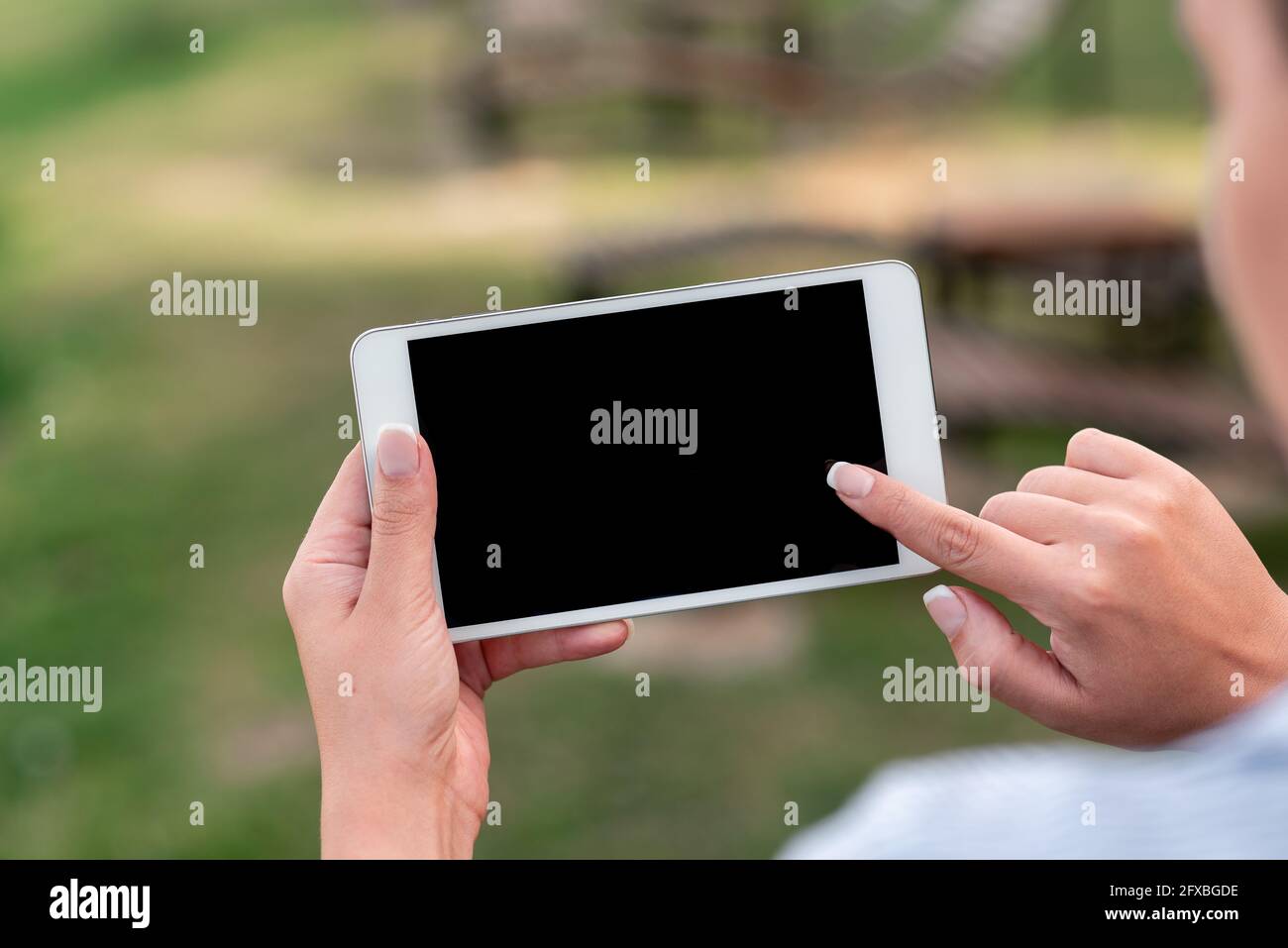 Connecting People Together, Voice Video Calling, Communication ...