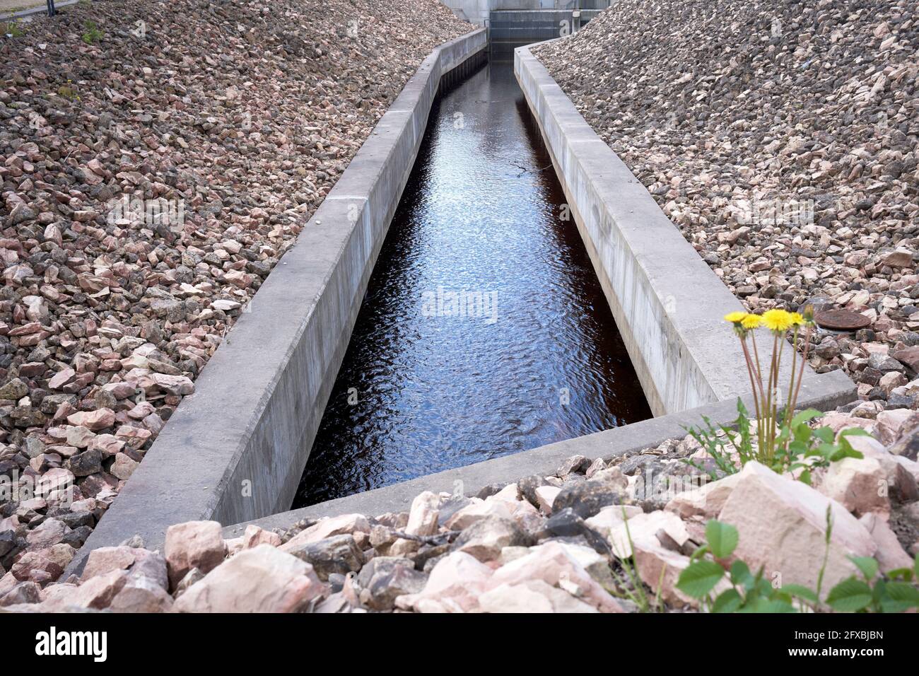 Artificial Water Channel High Resolution Stock Photography and Images ... Artificial Water Channel High Resolution Stock Photography and Images ...