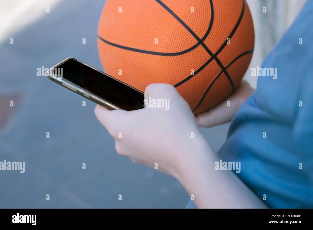 Hand balance hi-res stock photography and images - Alamy