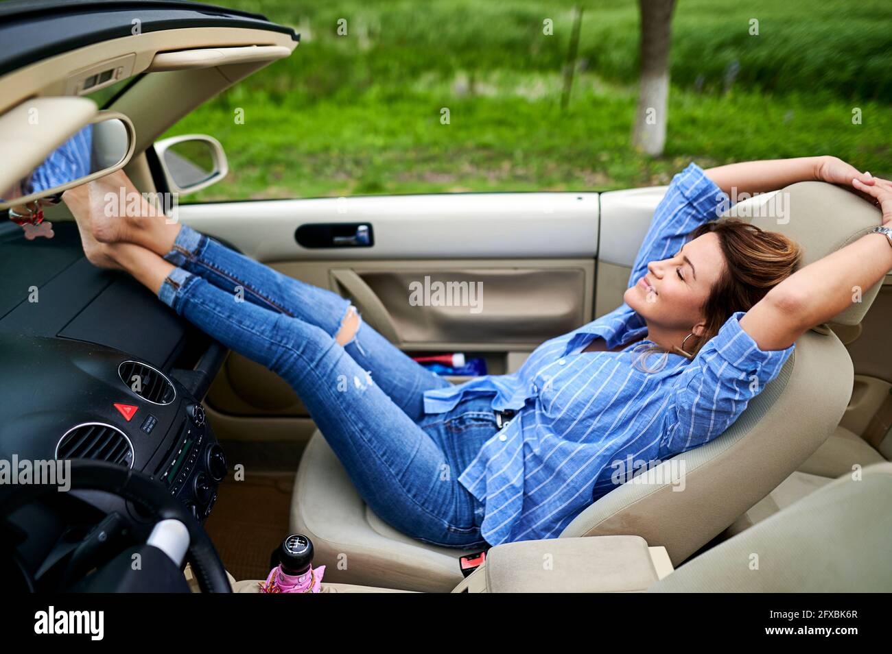 Resting car hi-res stock photography and images - Alamy