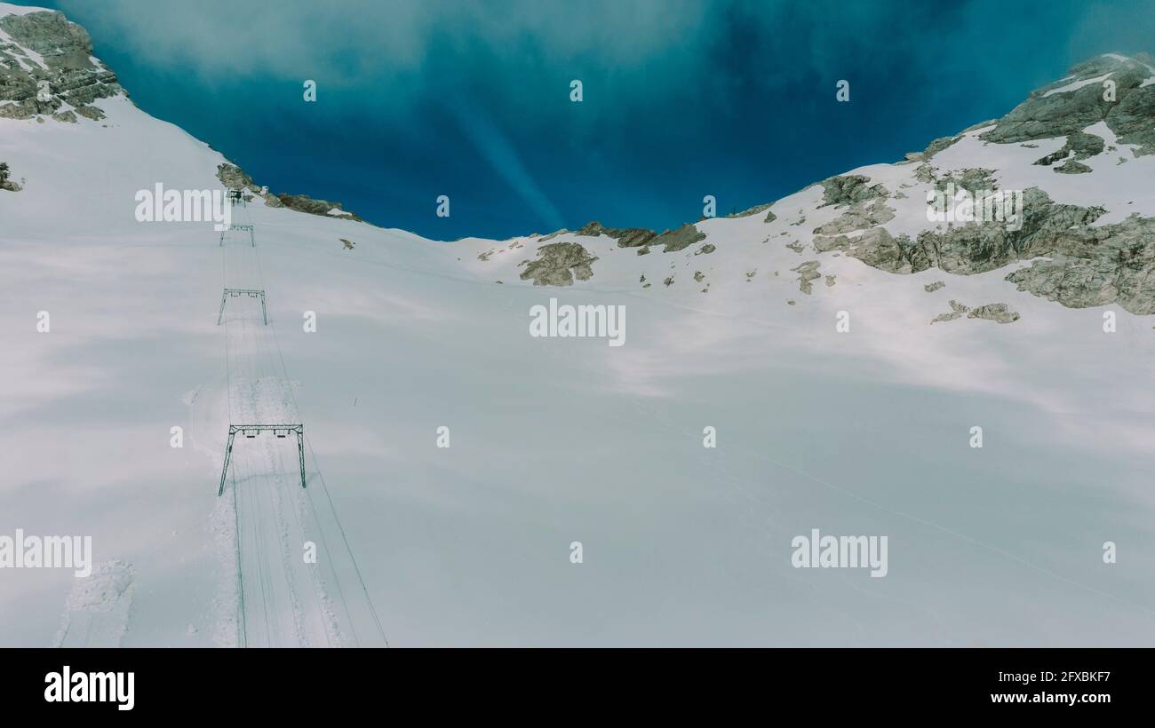 Green slope snow in hi-res stock photography and images - Alamy