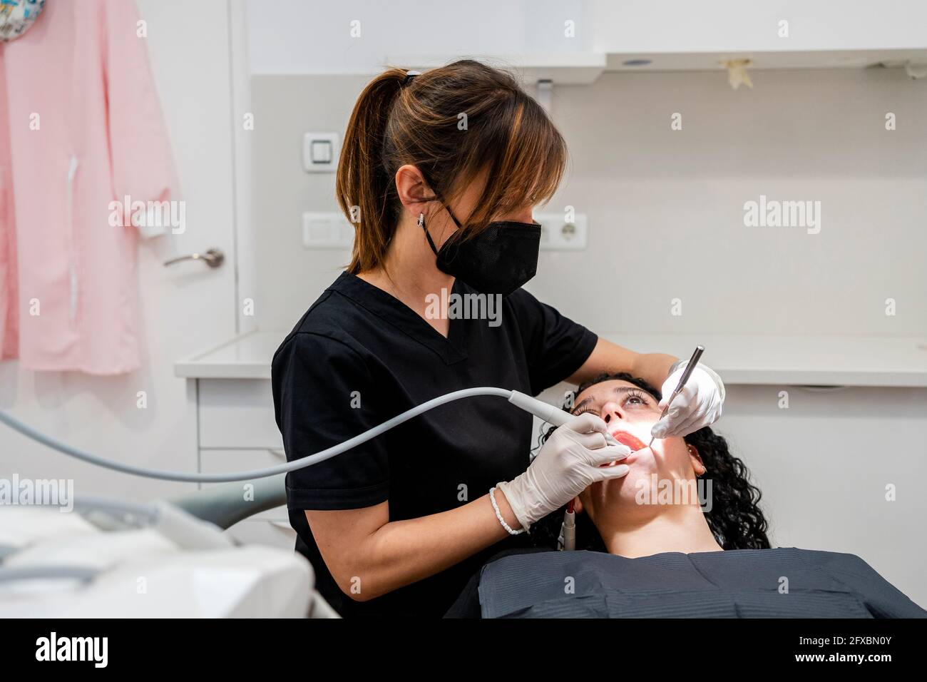 Medical suction equipment hi-res stock photography and images - Alamy