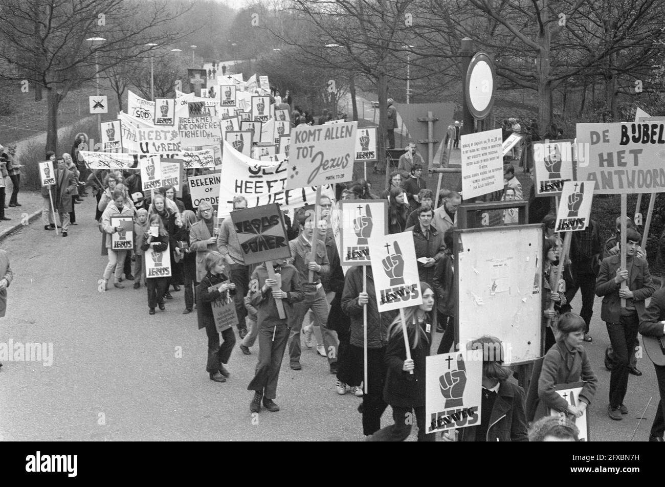Jesus movement holds hi-res stock photography and images - Alamy