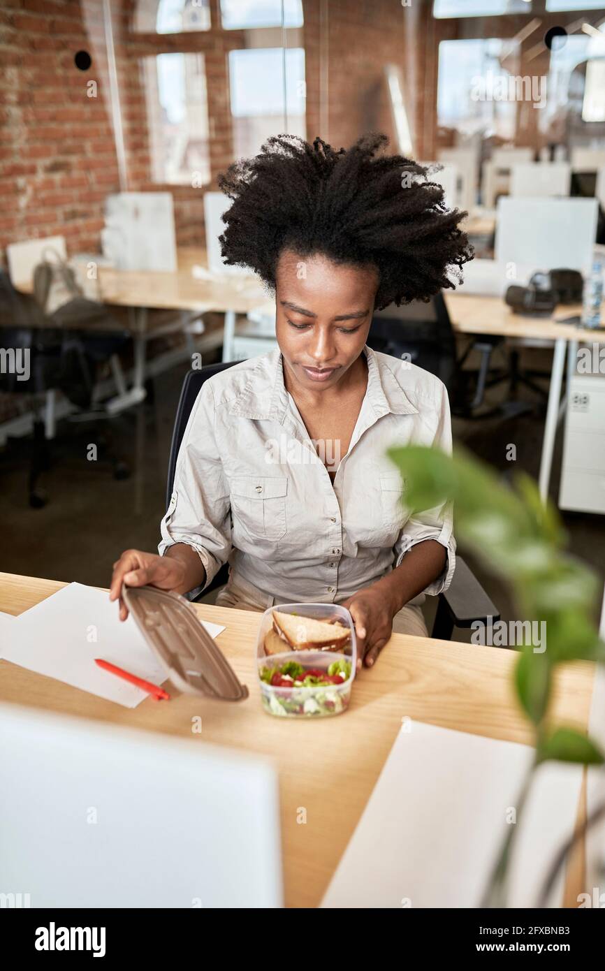 Opening food container hi-res stock photography and images - Alamy