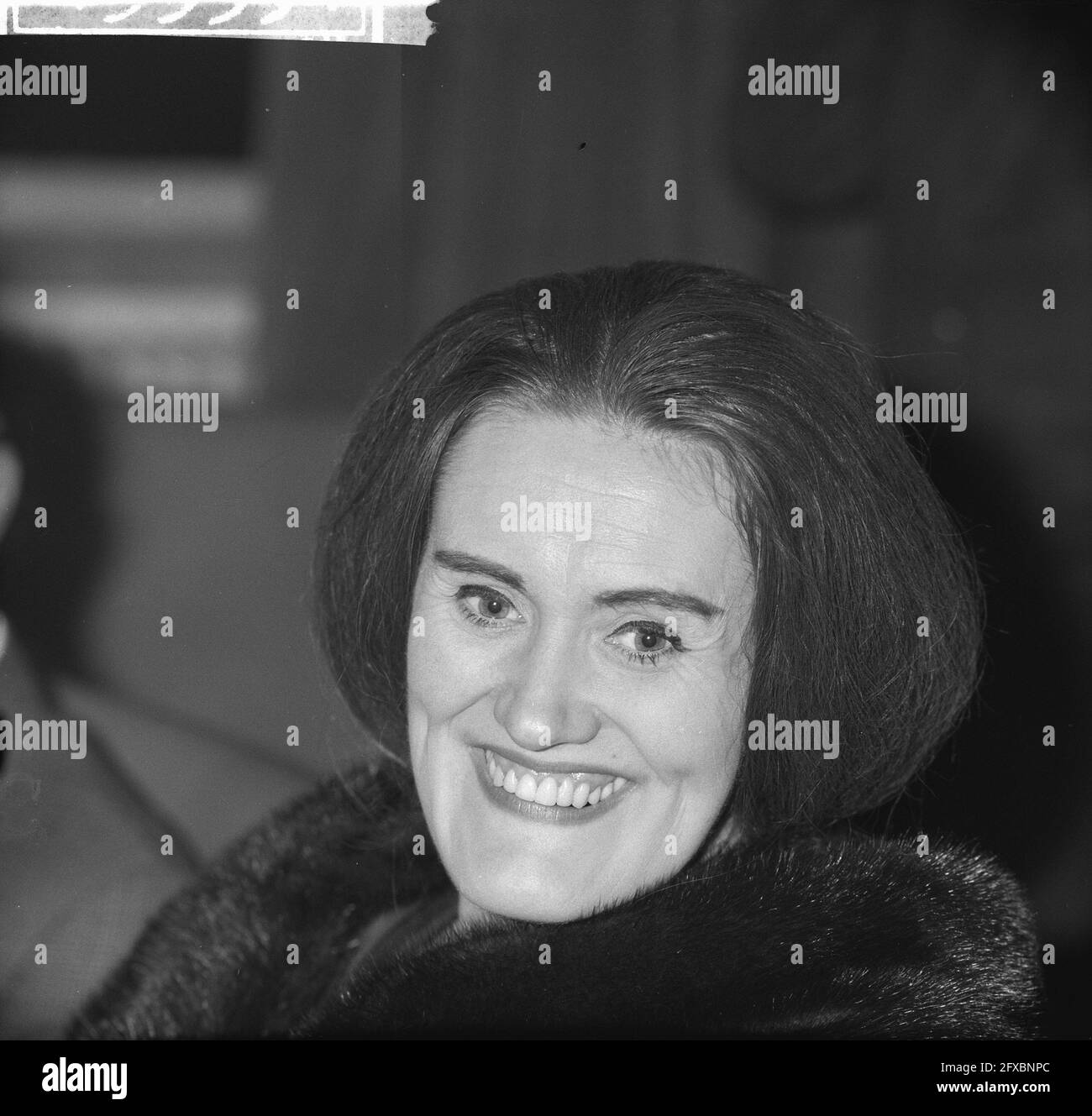 Joan sutherland 1990 hi-res stock photography and images - Alamy