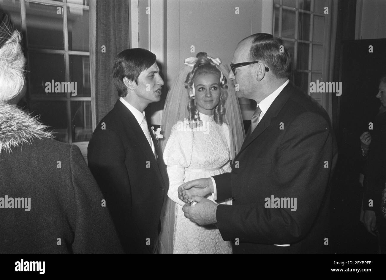 Danny coster alderman verheij congratulates bride hi-res stock ...