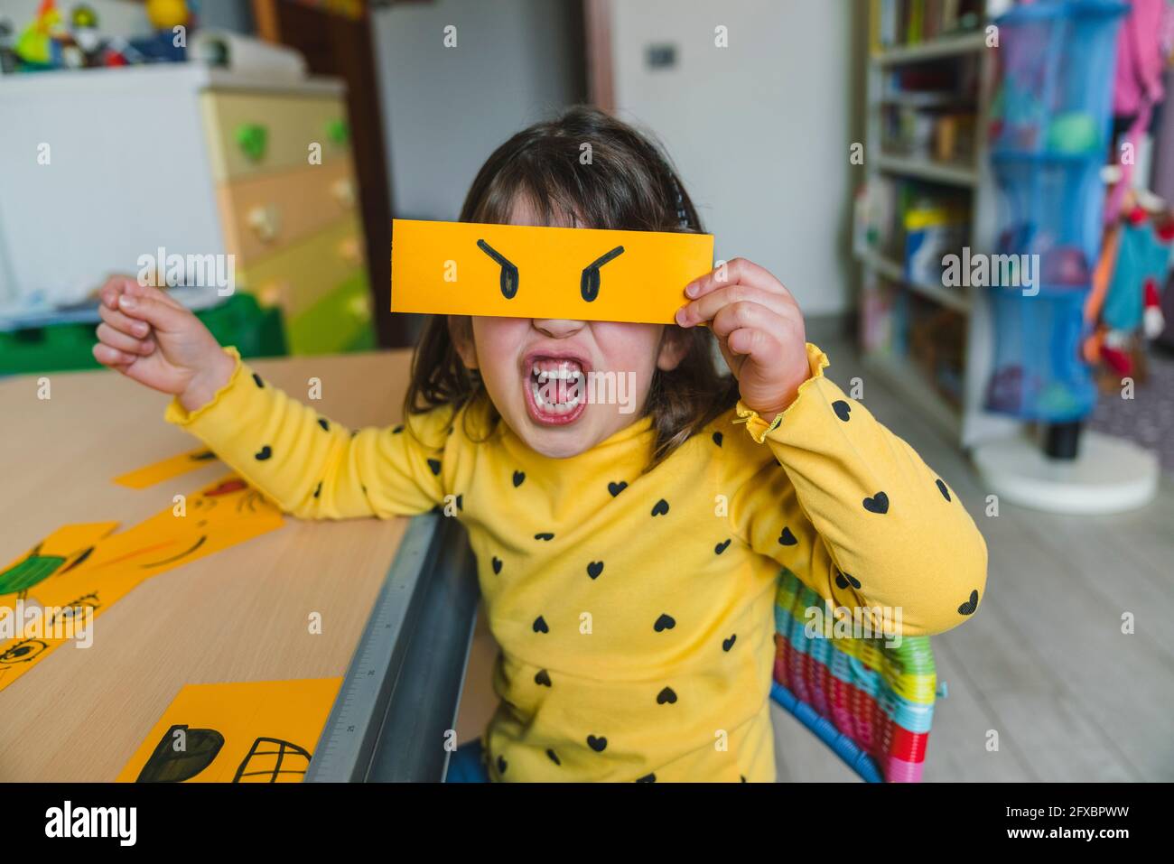 Angry face emoticon hi-res stock photography and images - Alamy