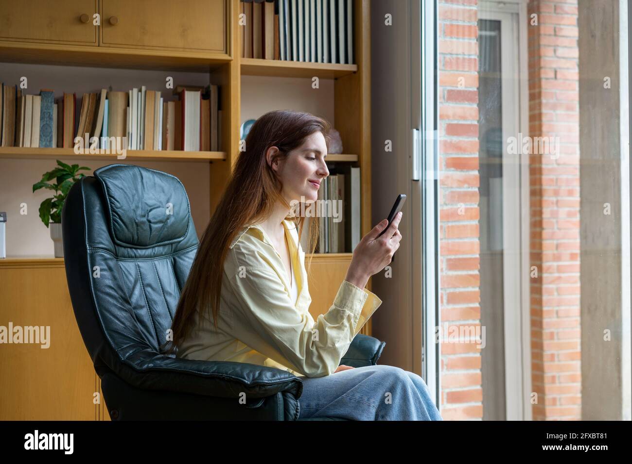 Mobile chair hi-res stock photography and images - Alamy