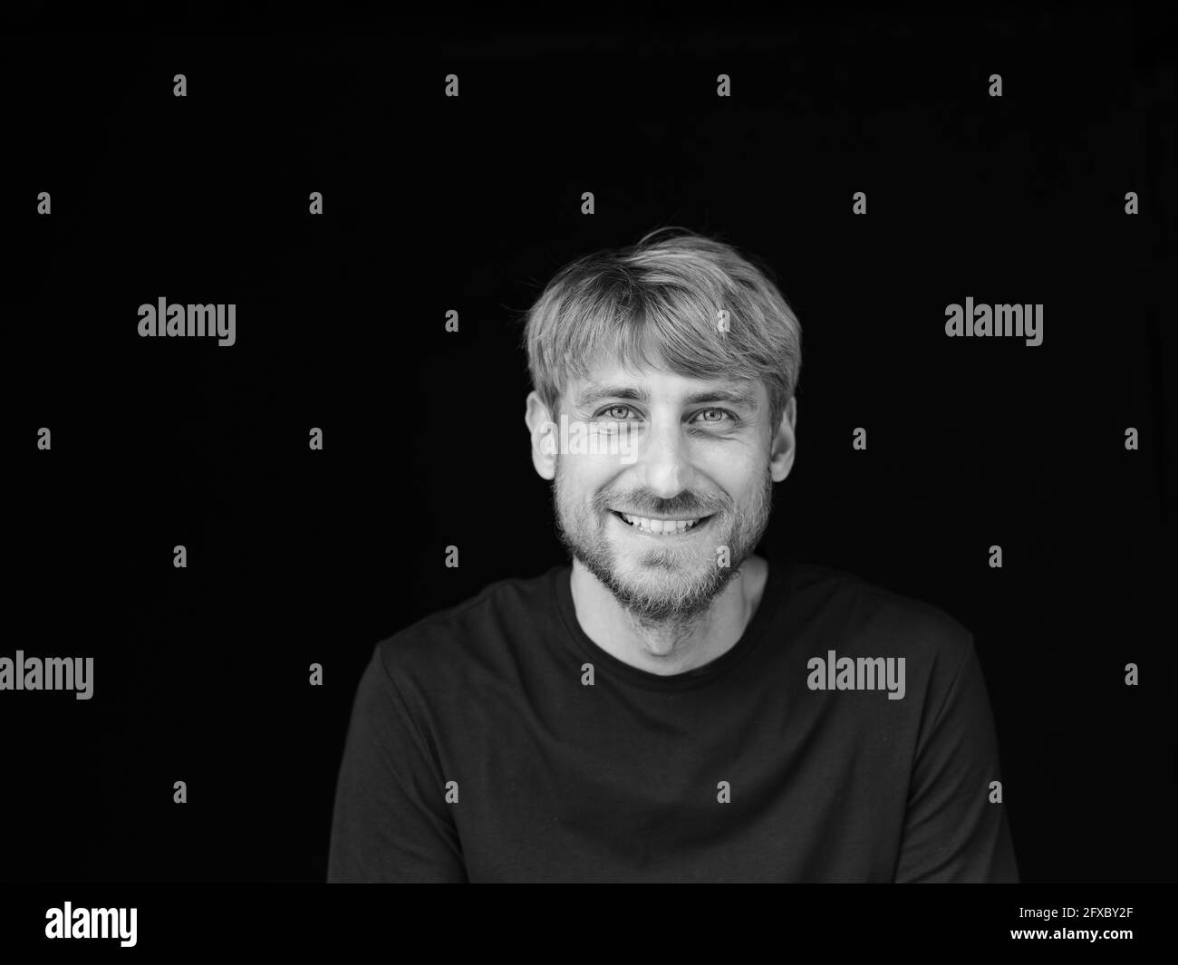 Adult black man hi-res stock photography and images - Alamy