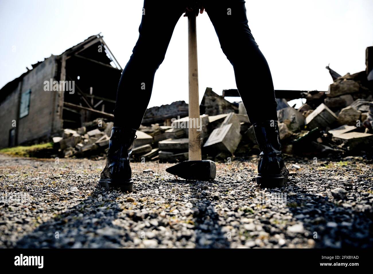 Hammer damage hi-res stock photography and images - Alamy