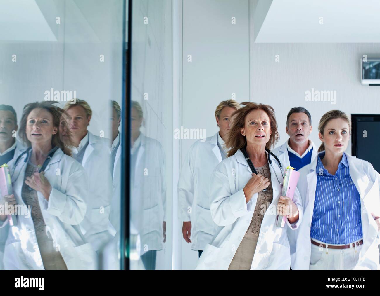 Female healthcare hi-res stock photography and images - Alamy