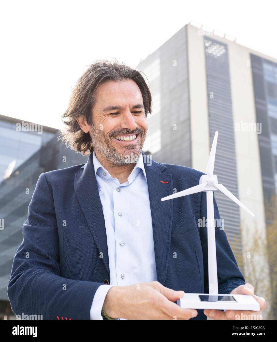 Social business model hi-res stock photography and images - Alamy