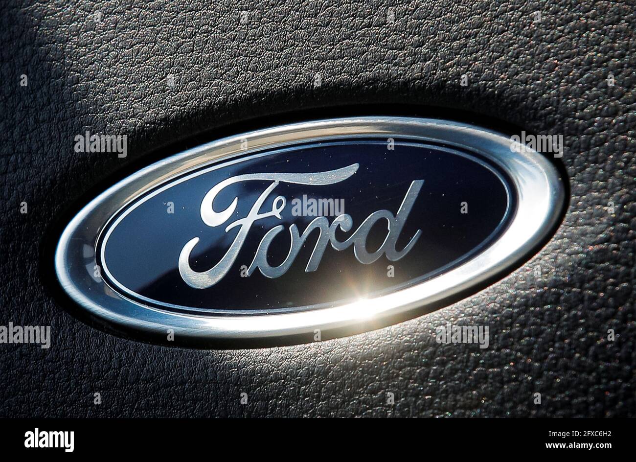 Ford f 150 lightning hi-res stock photography and images - Alamy