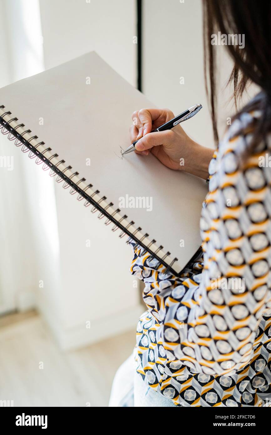 Spiral drawing hi-res stock photography and images - Alamy