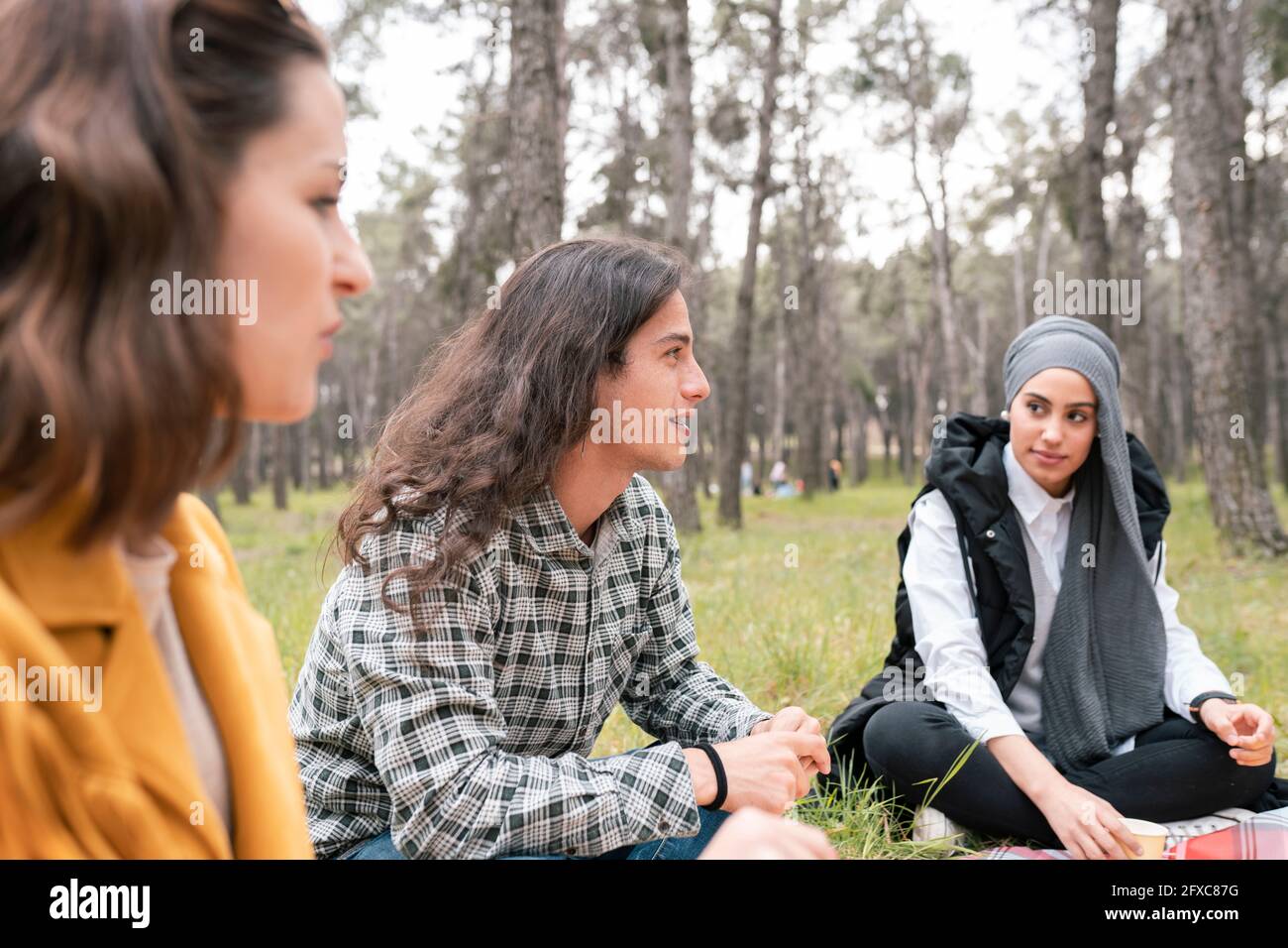 Celebrating man hi-res stock photography and images - Alamy