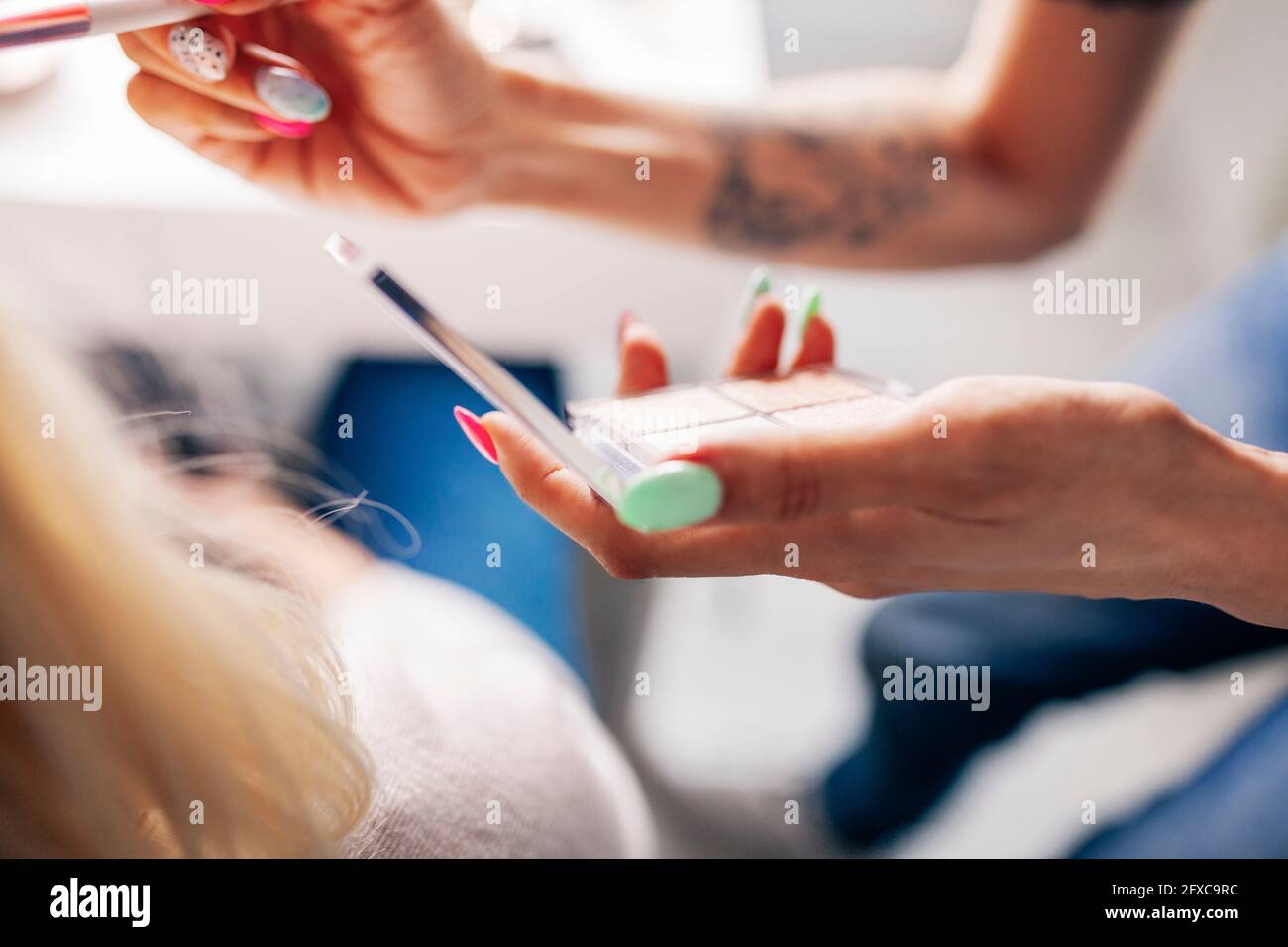 Artist model in studio hi-res stock photography and images - Alamy
