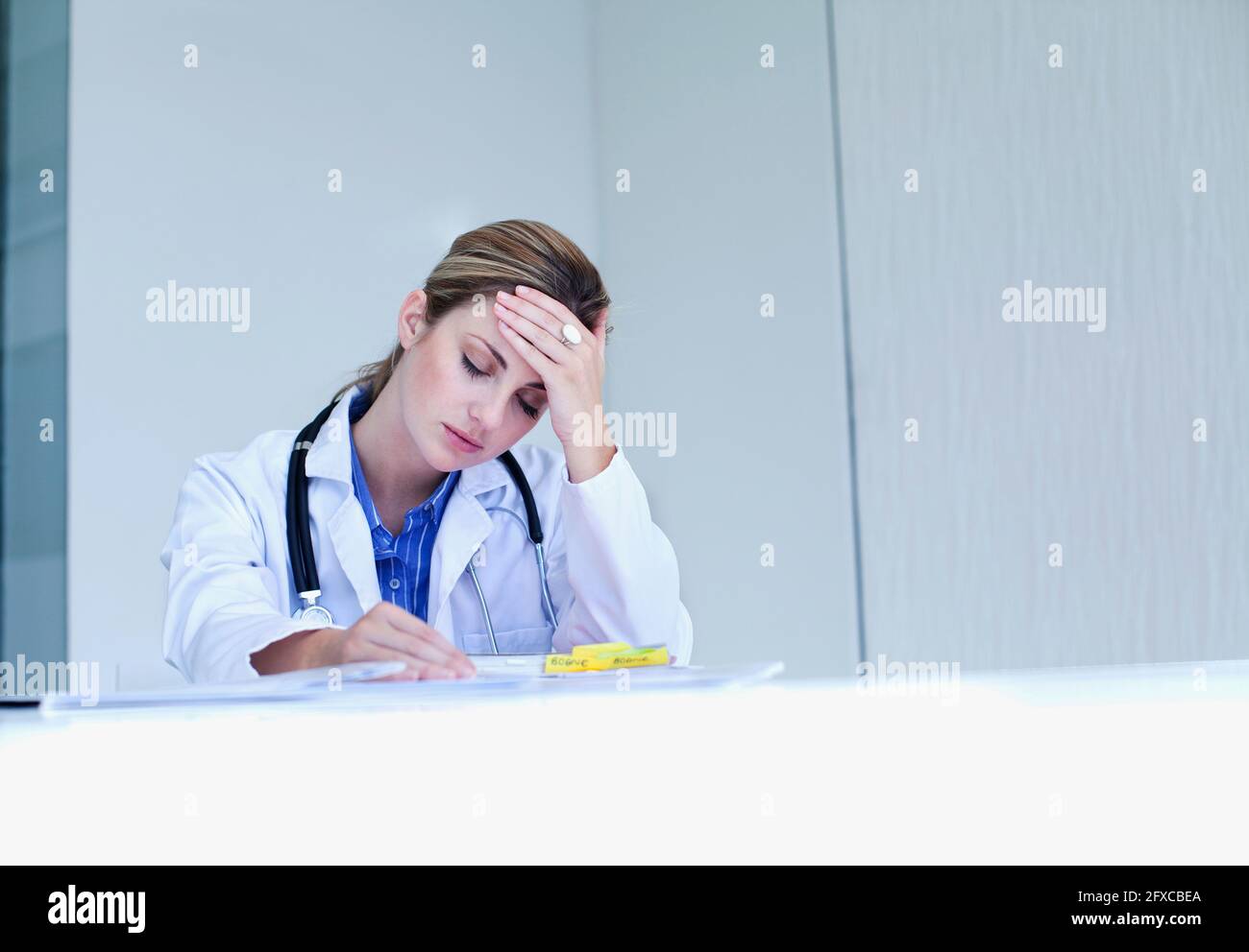 Stressed doctor hospital hi-res stock photography and images - Alamy
