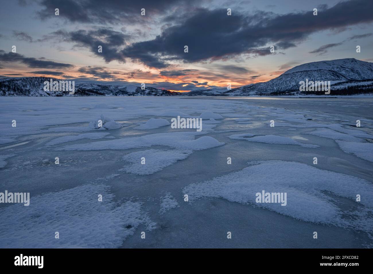 Frozen lake senja island sunrise hi-res stock photography and images ...