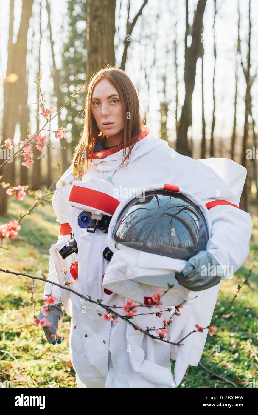 Space vertical helmet hi-res stock photography and images - Alamy