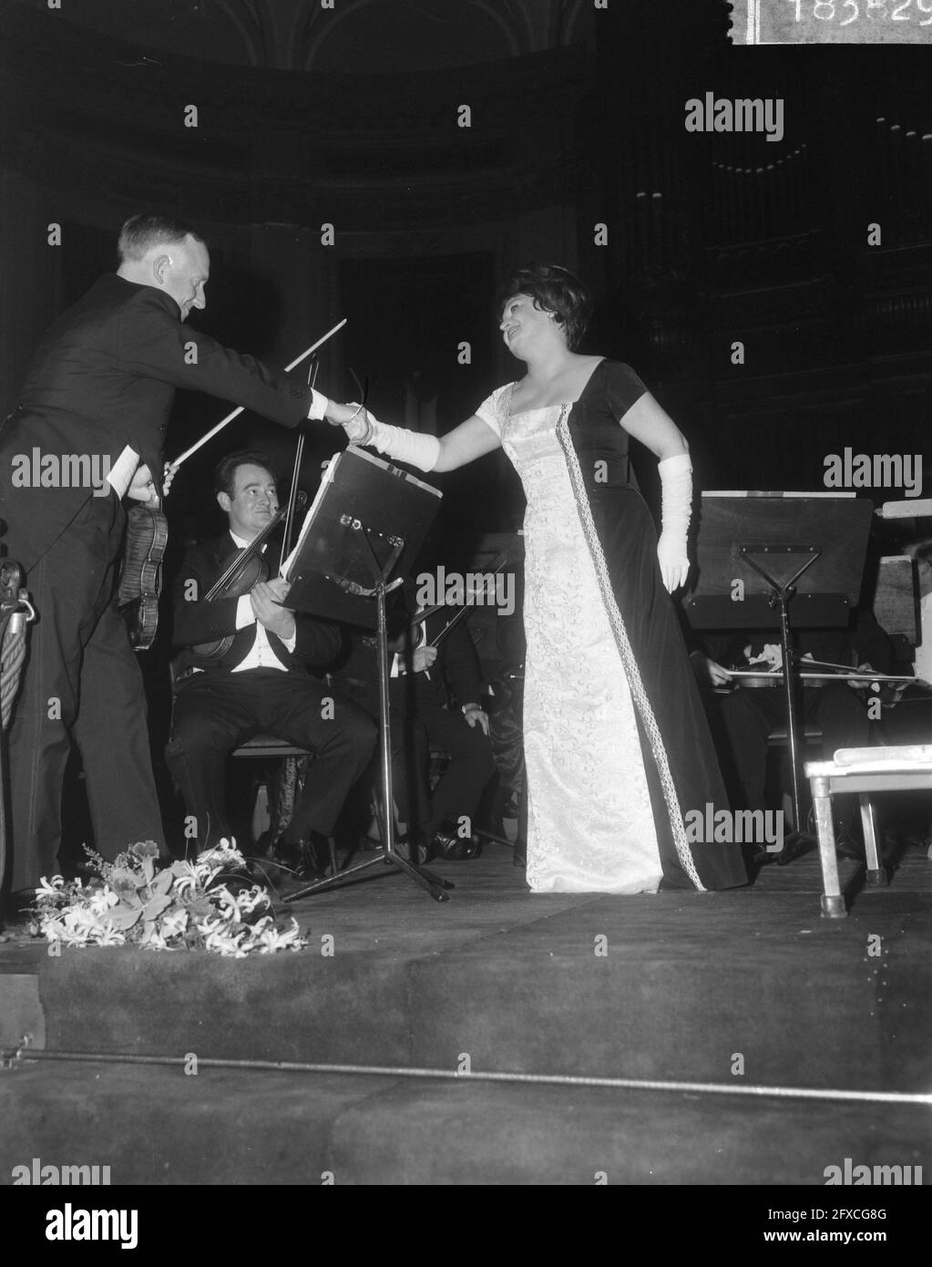 Classical singer soprano rita streich hi-res stock photography and ...