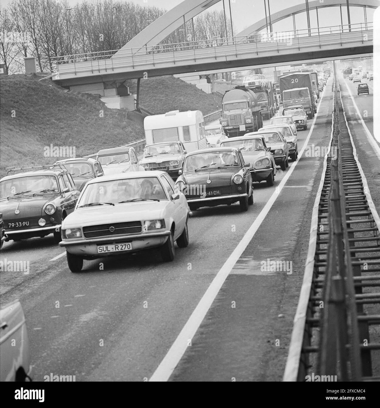 Easter crowd on Utrechtseweg, April 19, 1973, Traffic, The Netherlands ...