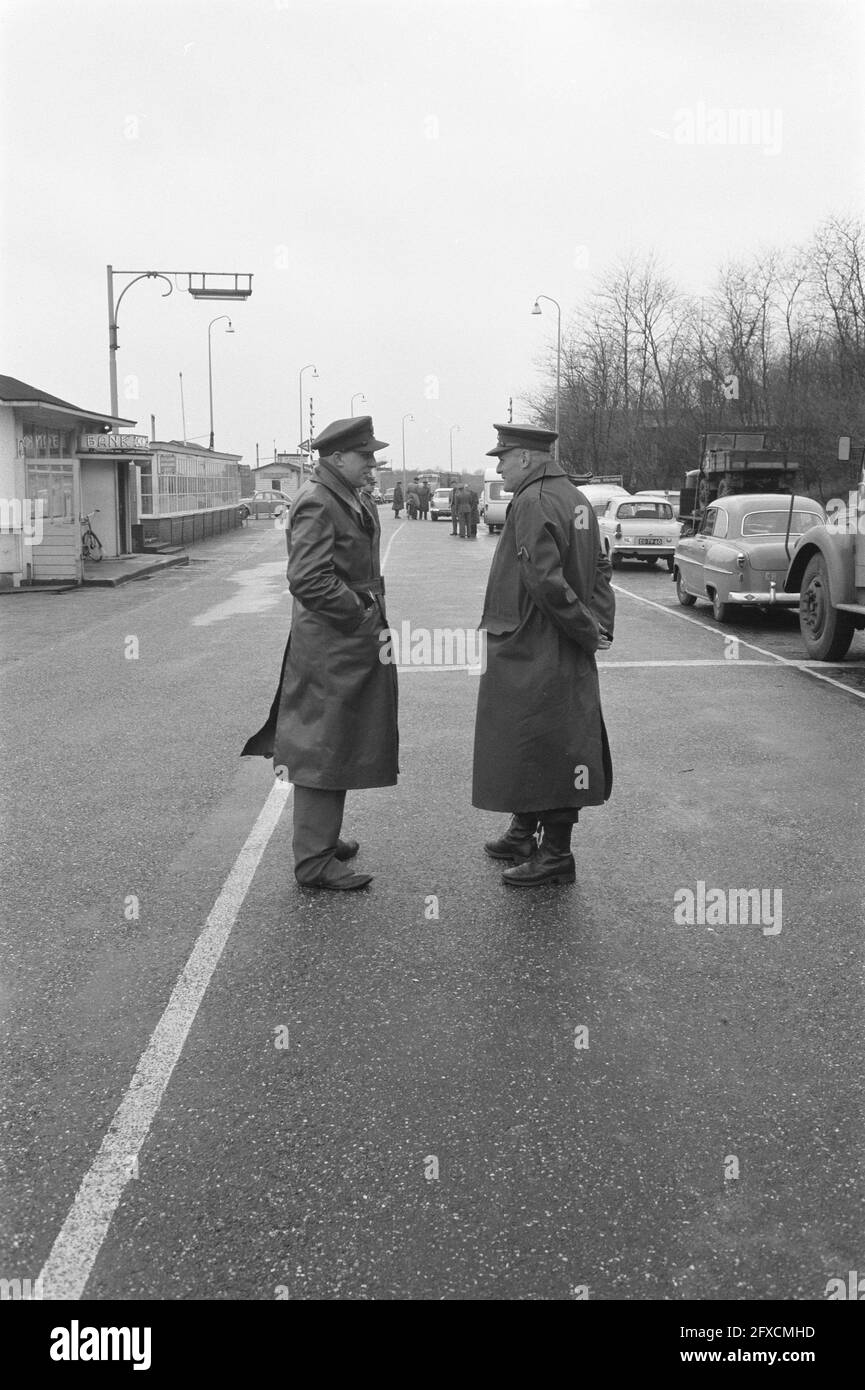 The german dutch border hi-res stock photography and images - Alamy