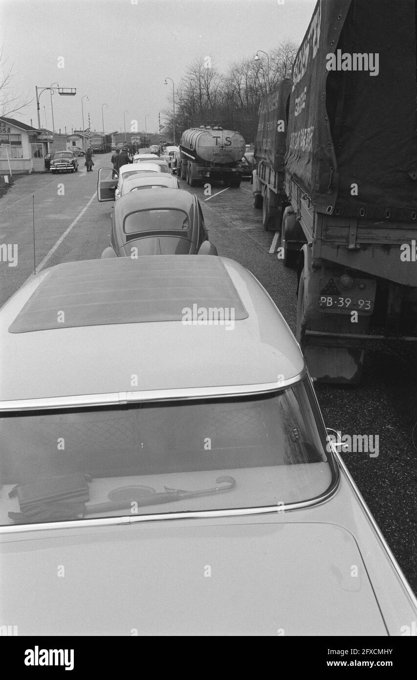 The german dutch border hi-res stock photography and images - Alamy