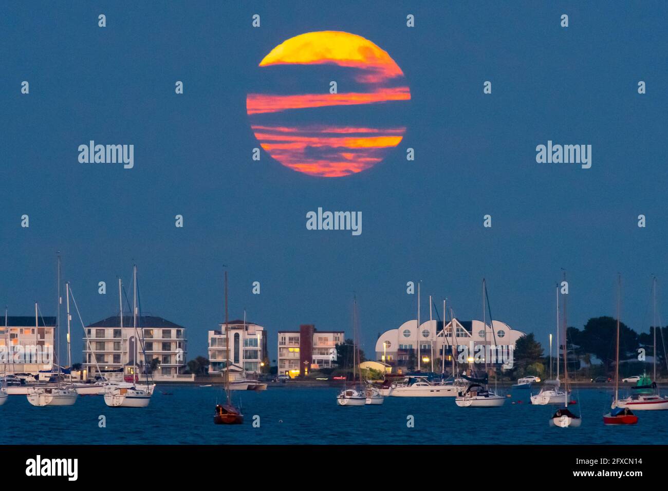 Moon land 2021 hi-res stock photography and images - Alamy