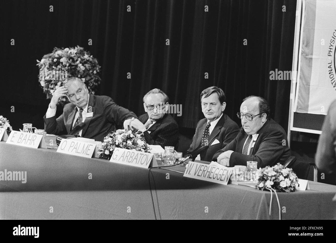 Right admiral noel gayler hi-res stock photography and images - Alamy