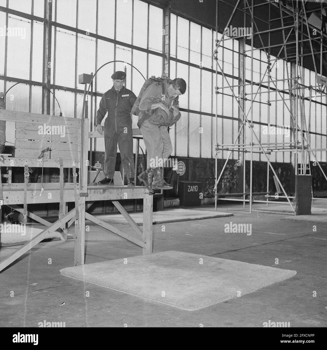 Parachute training at Gilze-Rijen (NB), May 19, 1966, Parachutists, The ...