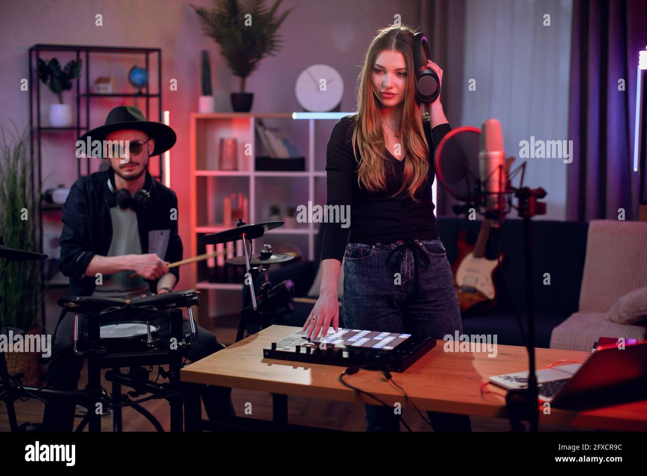 Duo Music Instruments High Resolution Stock Photography and Images - Alamy