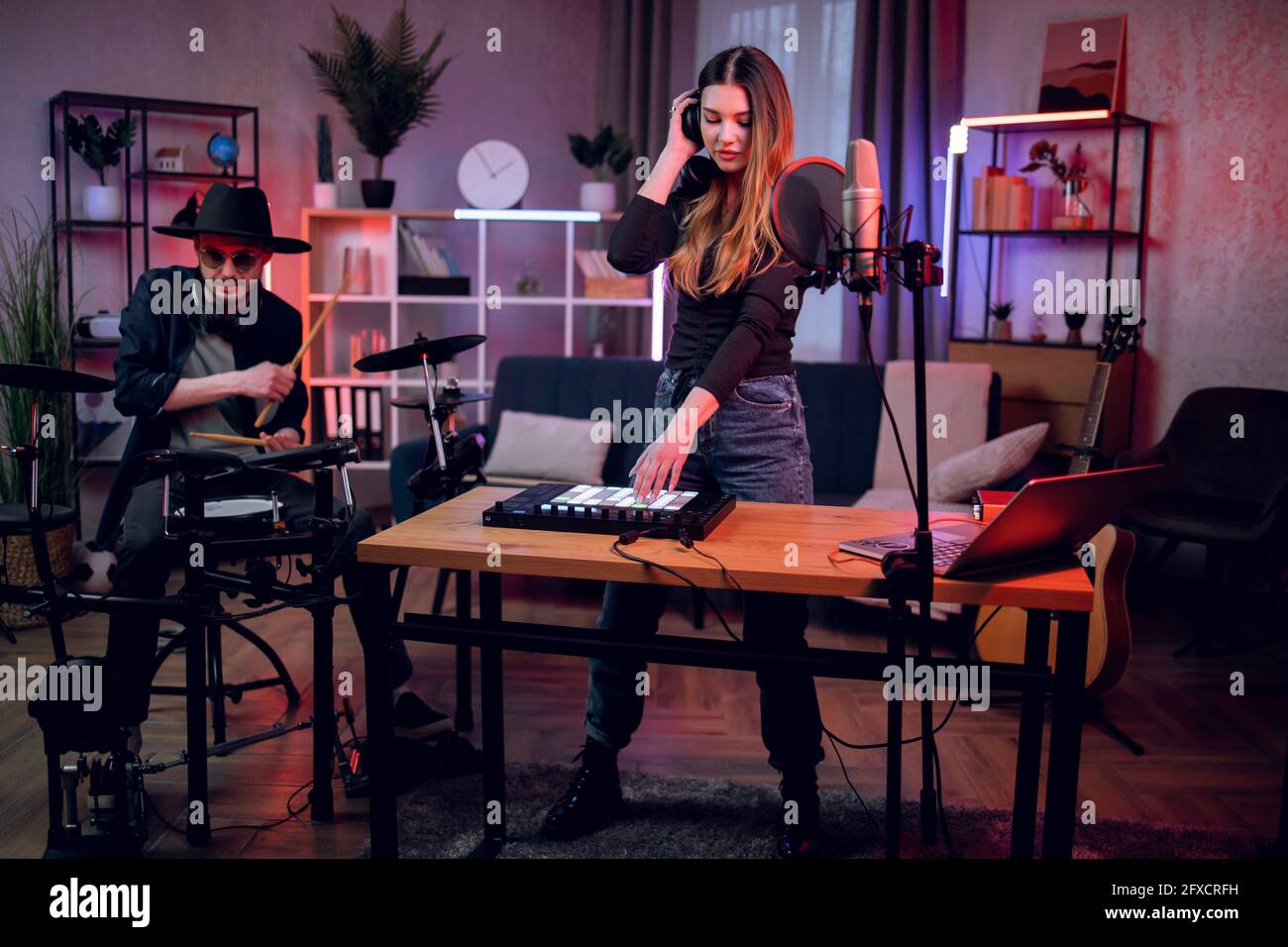 Duo Music Instruments High Resolution Stock Photography and Images - Alamy