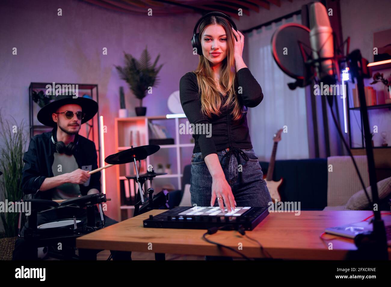 Duo Music Instruments High Resolution Stock Photography and Images - Alamy