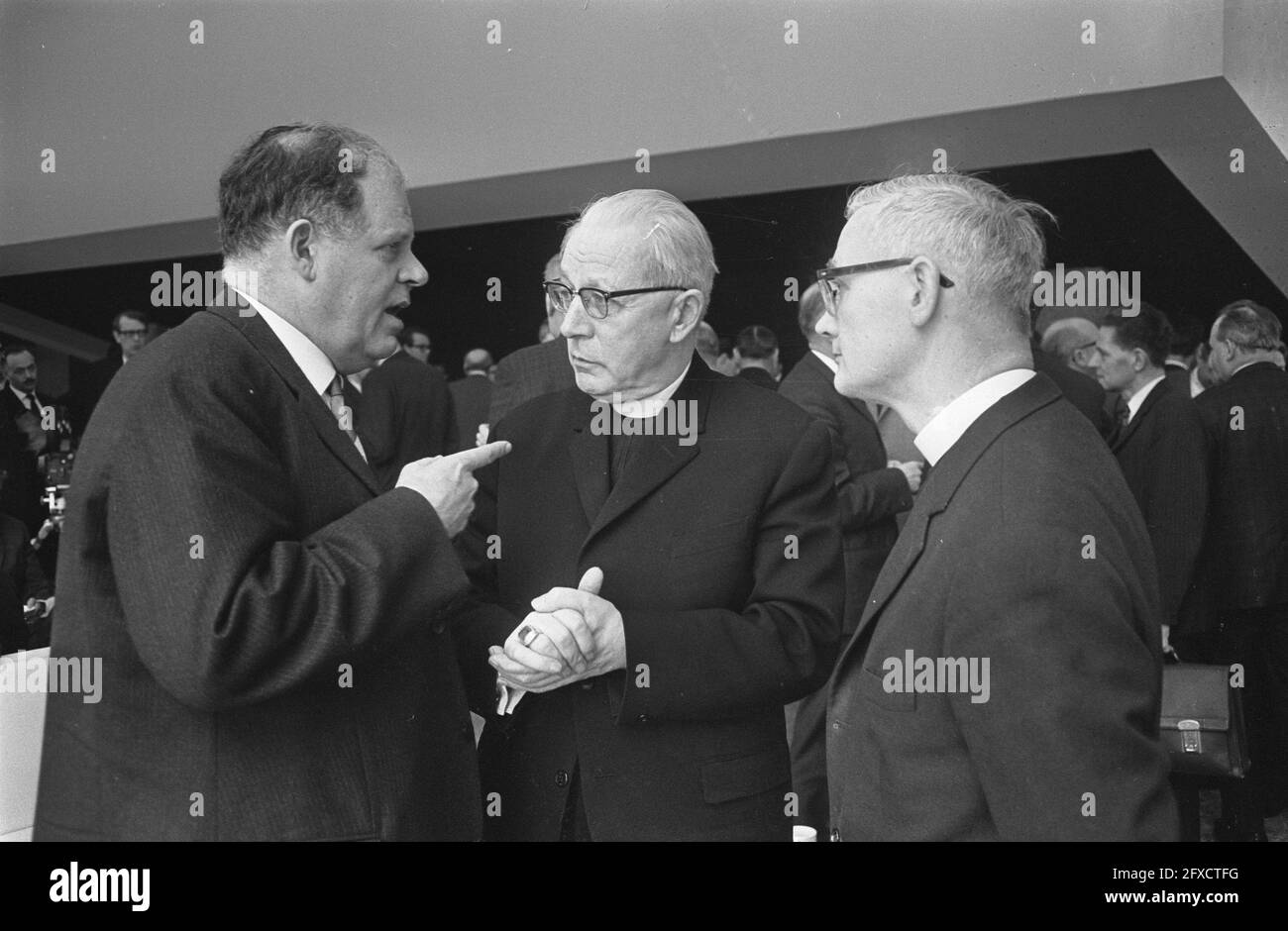 Prof mag hi-res stock photography and images - Alamy