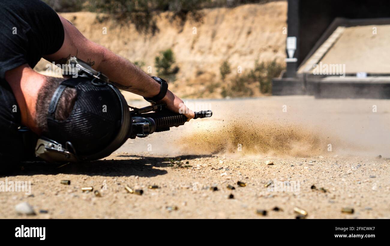 Guns riffle hi-res stock photography and images - Alamy
