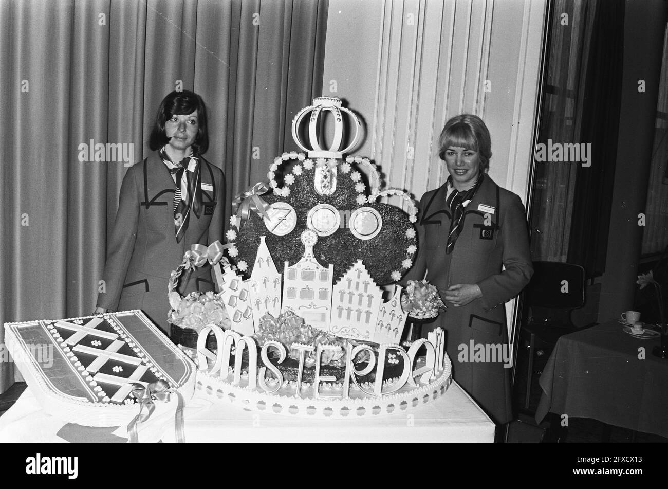 Amsterdam 700 cake hi-res stock photography and images - Alamy