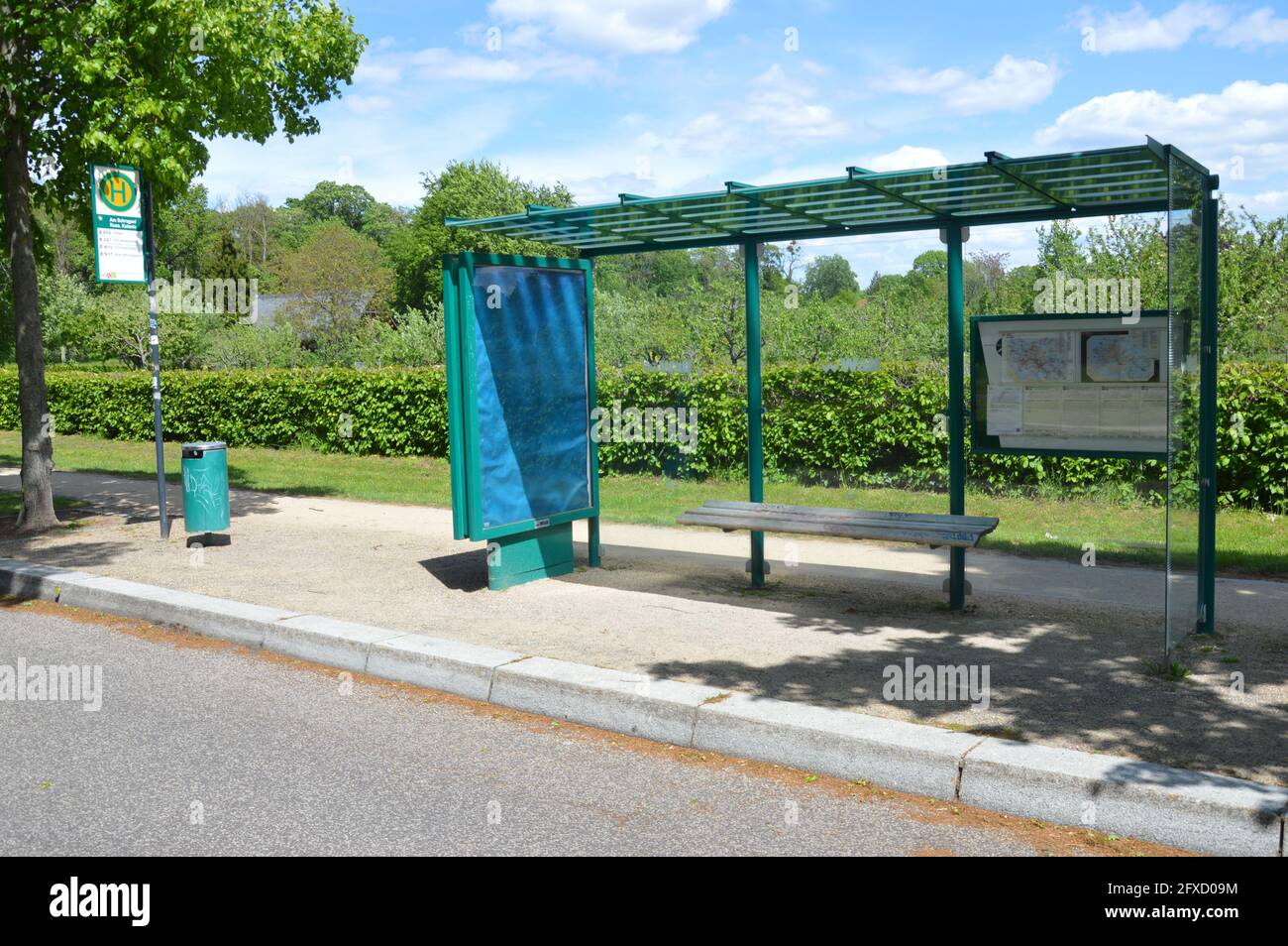 Russian bus stop hi-res stock photography and images - Alamy