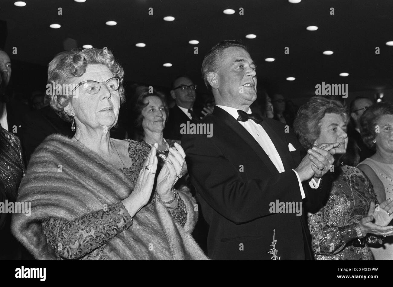 Farewell Willem van Otterloo as permanent conductor of Residentie ...
