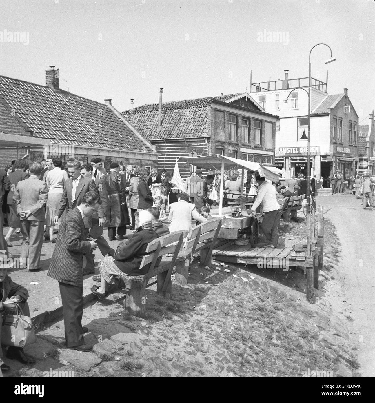 Pentecostal crowd hi-res stock photography and images - Alamy