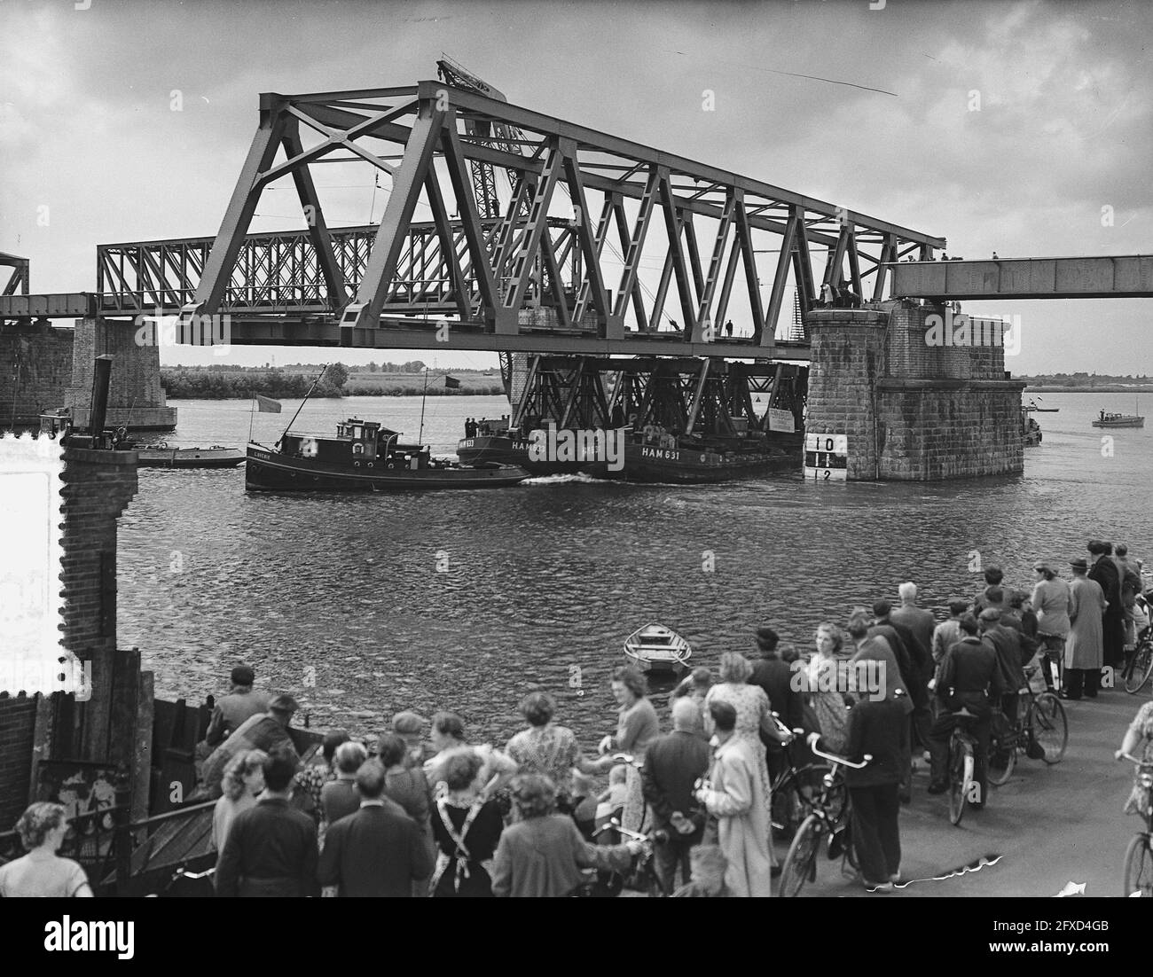 Third span moerdijk bridge hi-res stock photography and images - Alamy