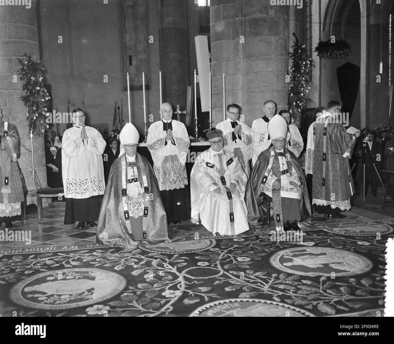 Solemn episcopal consecration hi-res stock photography and images - Alamy