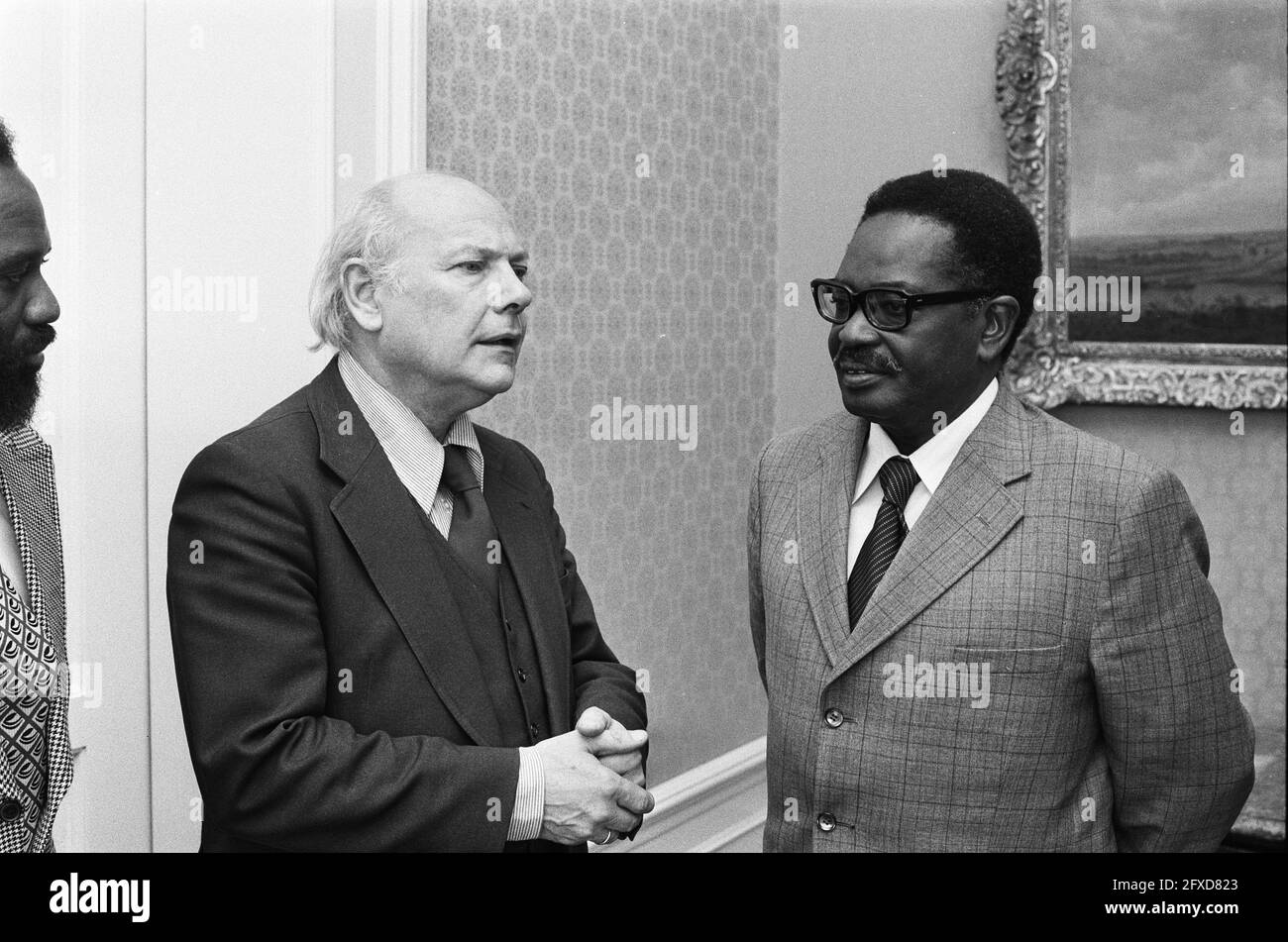 President MPLA, Mr. Neto received by Den Uyl; Prime Minister Den Uyl ...