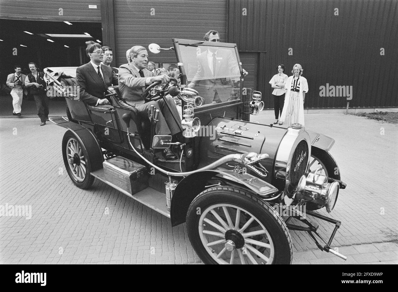 The autotron Black and White Stock Photos & Images - Alamy