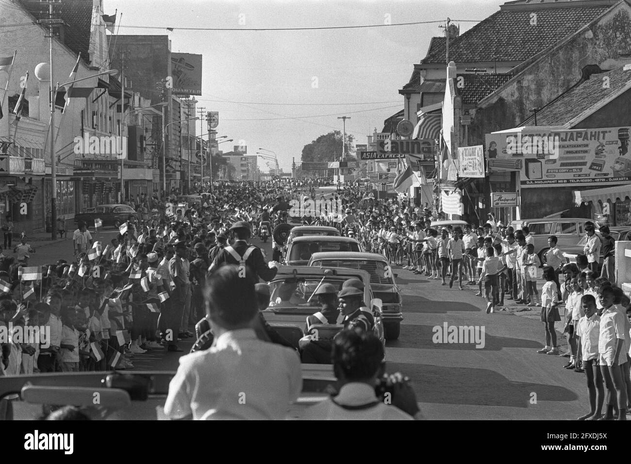 State visit to Indonesia of Queen Juliana and Prince Bernhard, Her ...