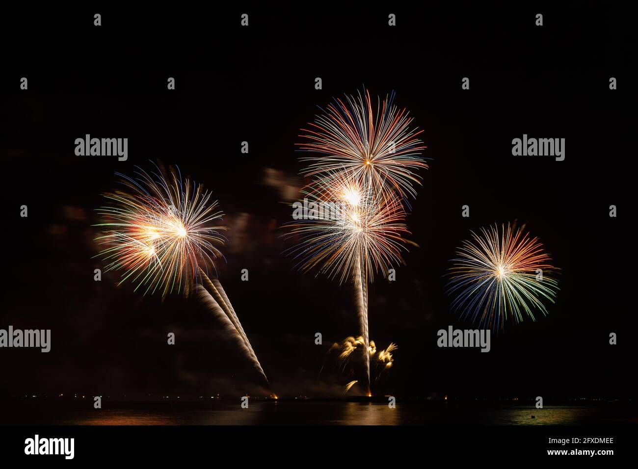 firework beautiful celebration festival colorful countdown merry ...