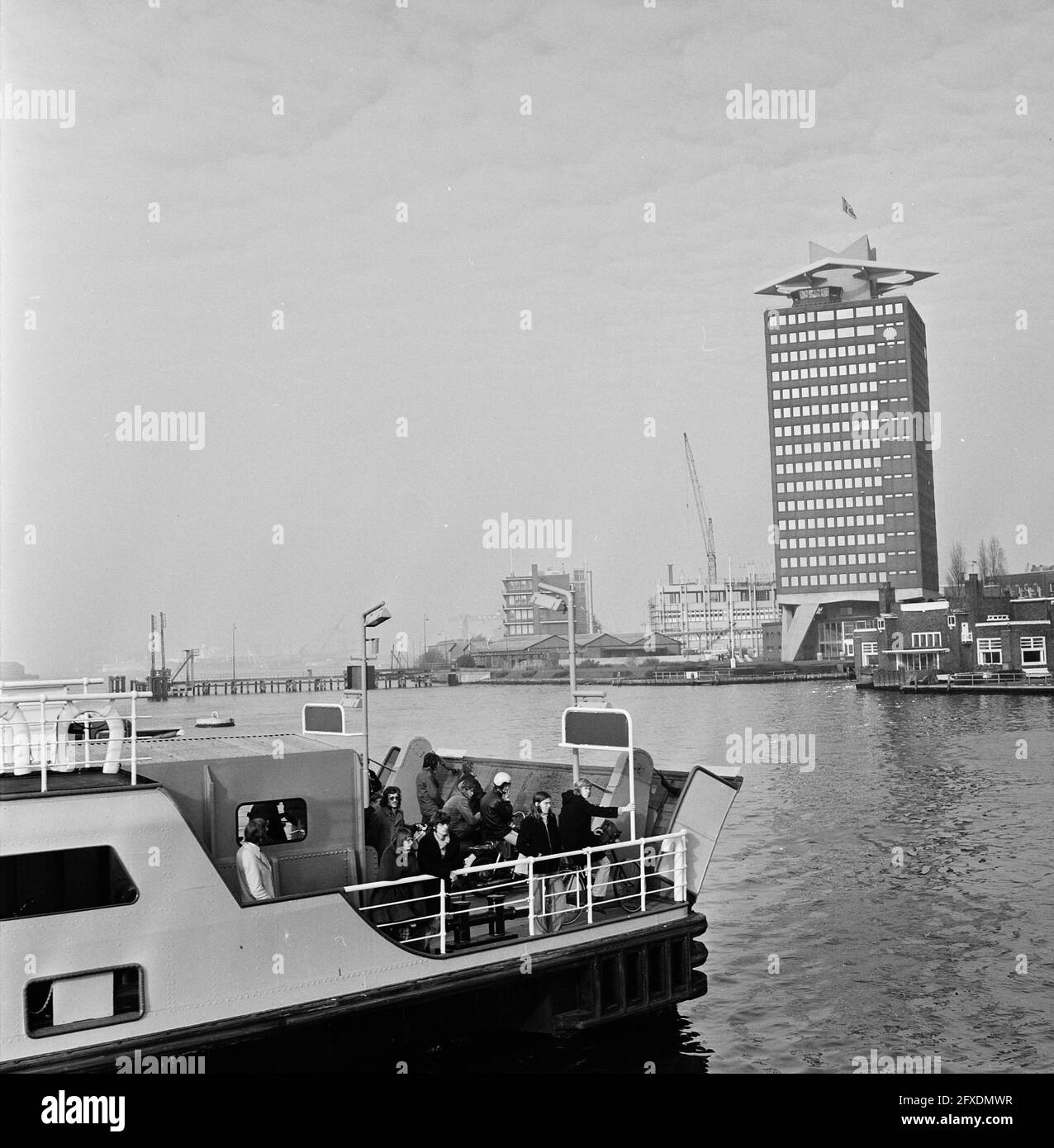 Towards shell office hi-res stock photography and images - Alamy