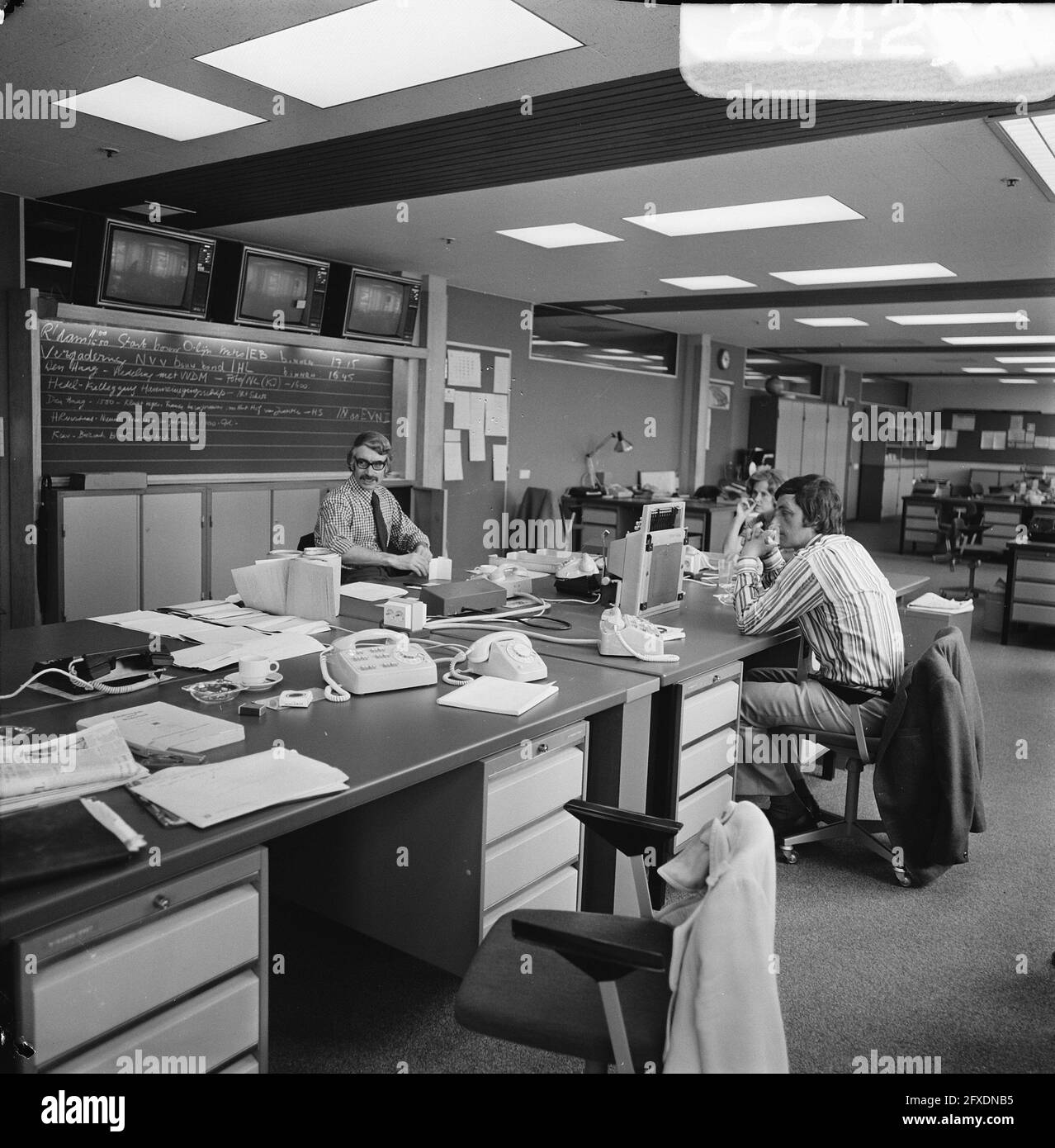 Newsroom press hi-res stock photography and images - Alamy