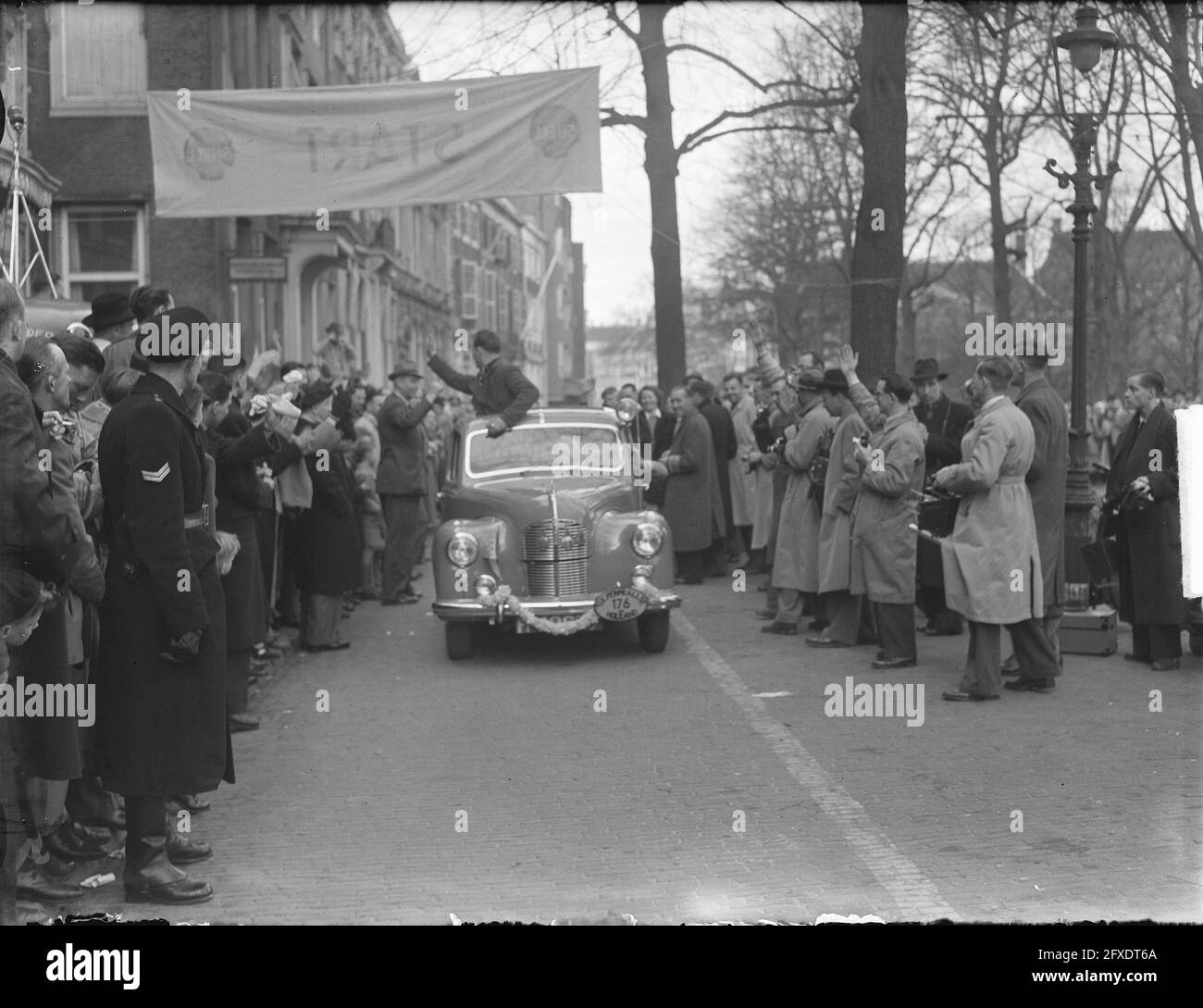 16 april 1950 hi-res stock photography and images - Alamy